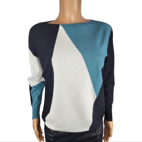 Aaeda | Sweaters | Aaeda Long Sleeves Sweater | Poshmark